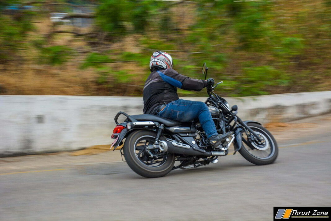 2018 Bajaj Avenger 180 Review, Road Test