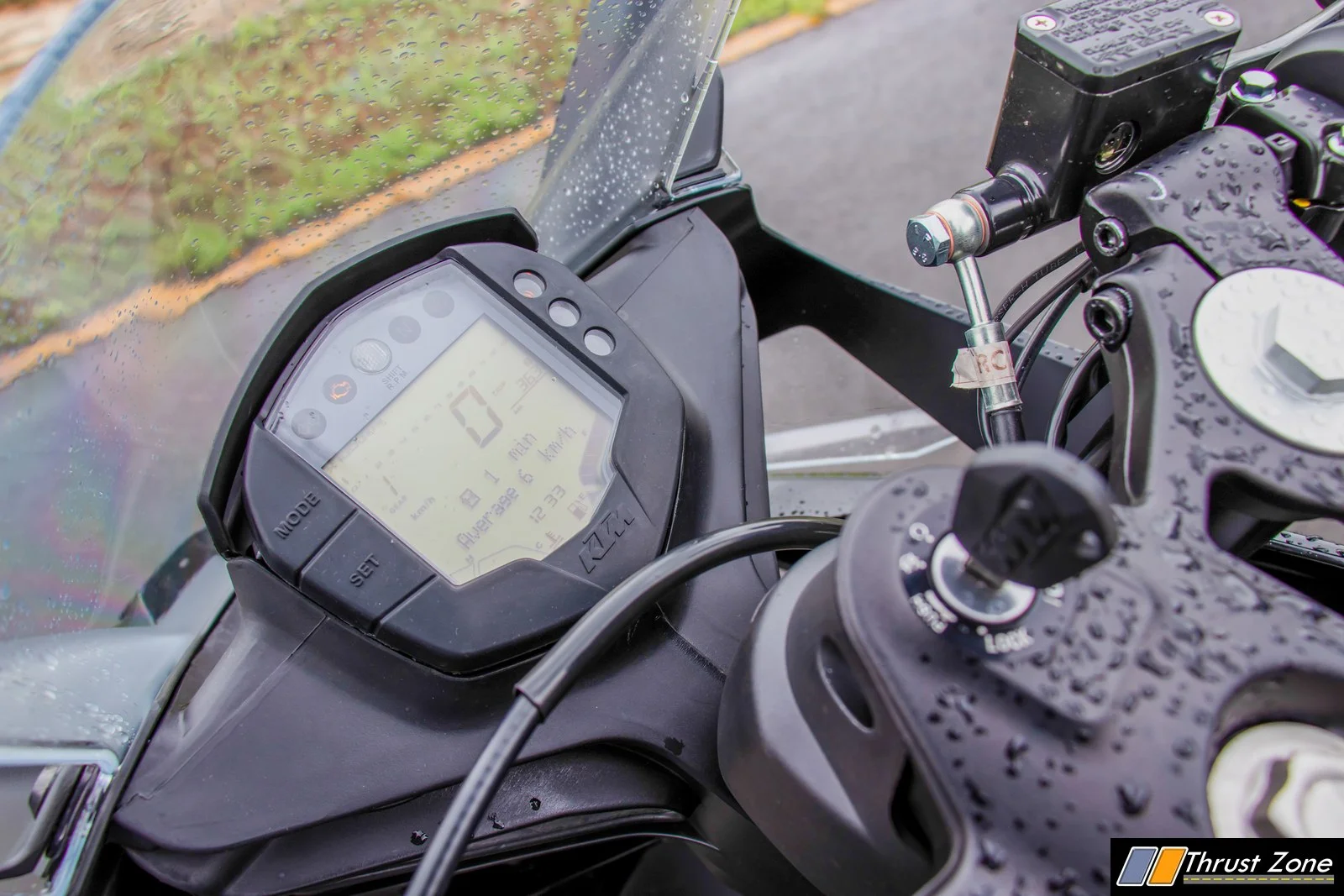 2019 KTM RC125 India Review, Track Ride