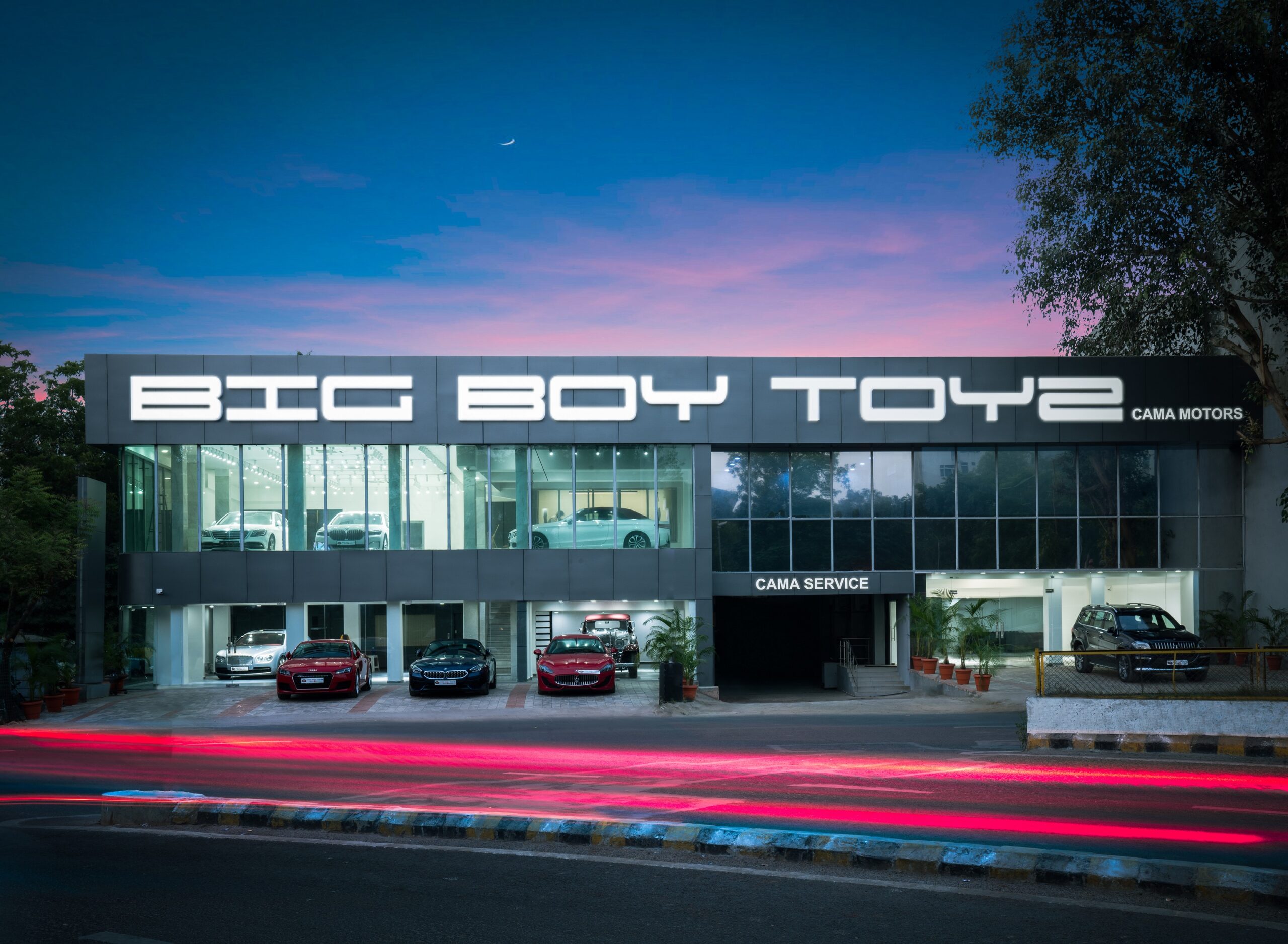 Pre Owned Luxury Dealer BIG BOY TOYZ Reaches Ahmedabad Pre Owned Luxury Dealer BIG BOY TOYZ Reaches Ahmedabad