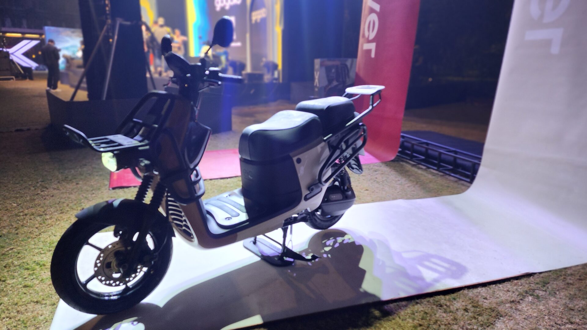 GogoRo Launches Crossover EV And Swapping Battery Stations