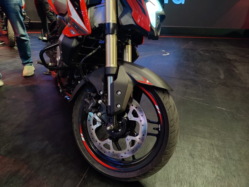 New Bajaj Pulsar NS 400 Z Launched At A Striking Price