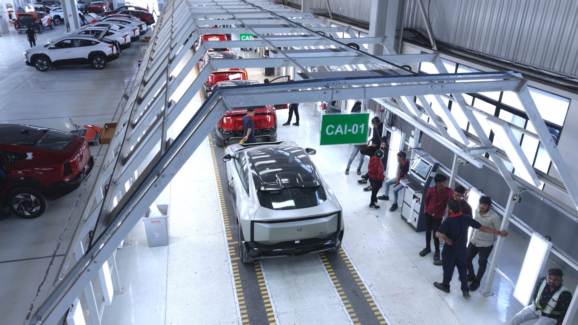 Mahindra Battery Plant And EV Production Chakan Plant Goes Live!