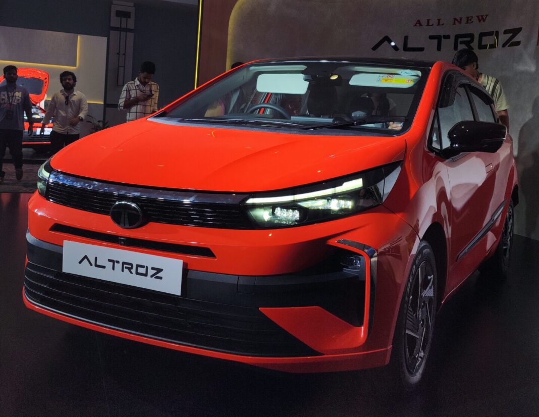2025 Tata Altroz Variants Wise Feature List Explained